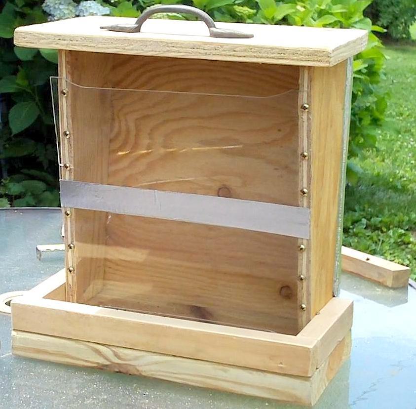 Our homemade scrap wood Multi Purpose Feeder - plus instructions ...